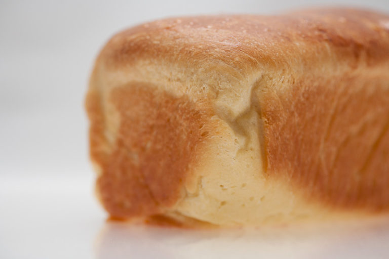 Lamb, Akudjura, Olive, Eucalyptus Veil – The Alinea Project